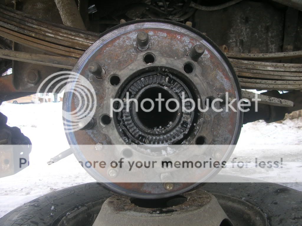 Rear Dually spindle, 00 F350 | Ford Power Stroke Nation