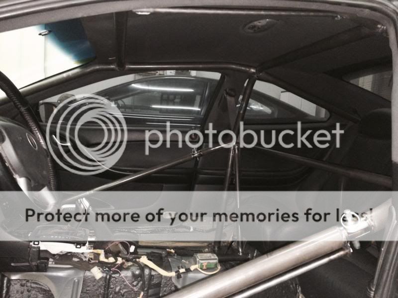 Another GTO rolls out with a cage, mini tubs and Gforce 9" | LS1GTO Forums