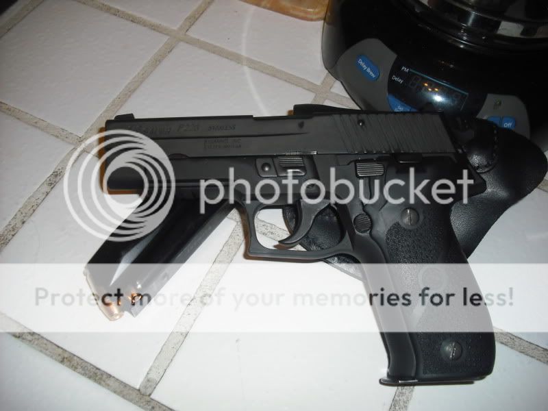 WTS: P226R SRT 9mm, H&K USP Compact 45 SoCal FTF - Calguns.net